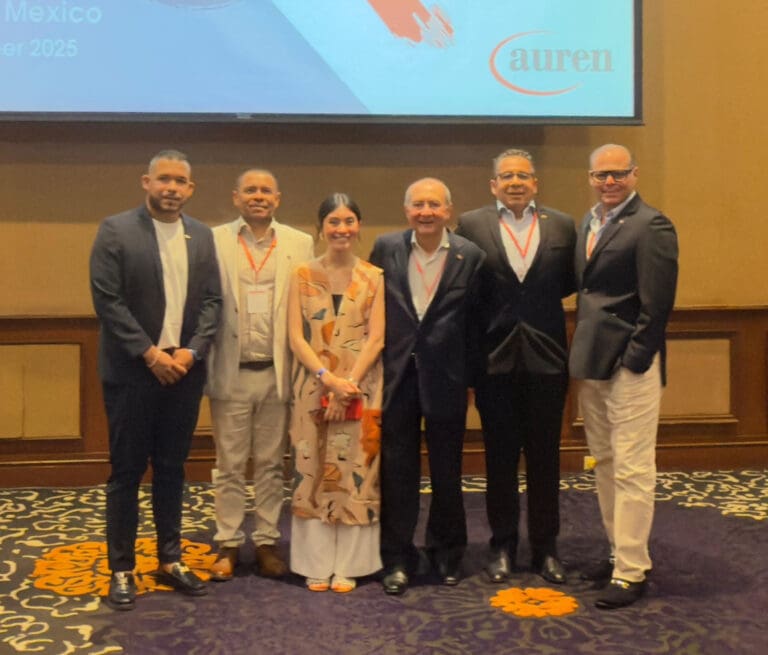 Un encuentro de colectividad y proyección global en Cancún - Auren Colombia